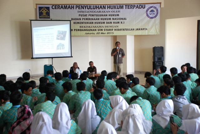Ceramah Penyuluhan Hukum Terpadu di MP UIN