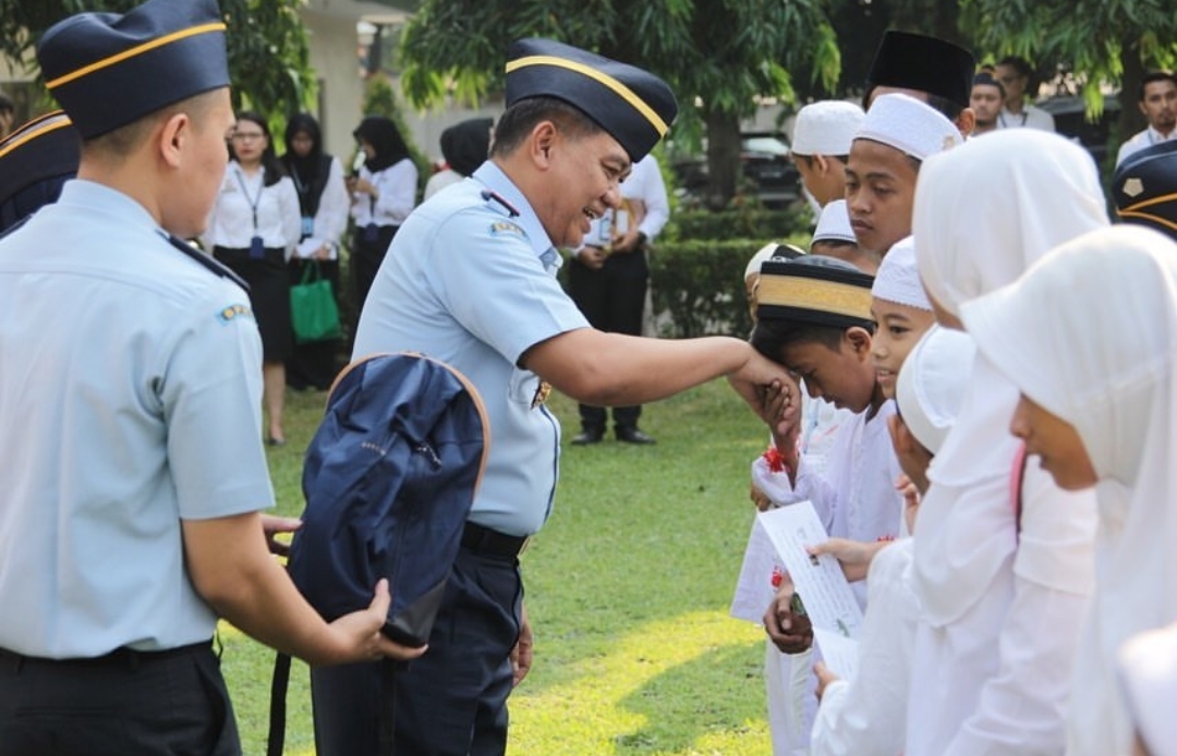 BPHN Bagikan Santunan Kepada 100 Anak Yatim