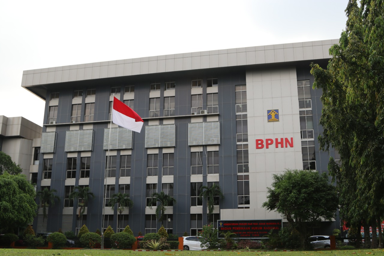 SIARAN PERS: INGIN MENGAJUKAN BANTUAN HUKUM GRATIS? BERIKUT PERSYARATANNYA!