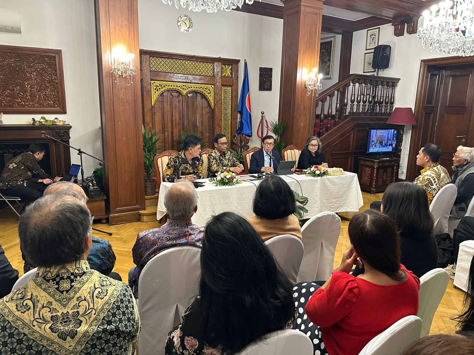 Kunjungi Ceko, Menko Polhukam dan Menkumham Buka Lebar Peluang ...