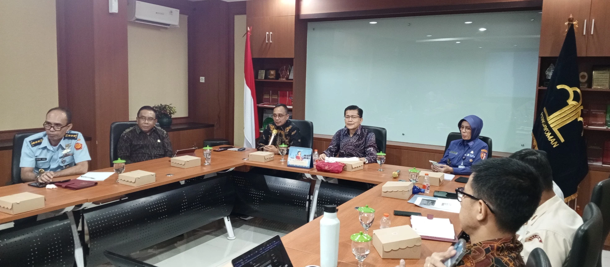 Pentingnya Pengelolaan Sumber Daya Nasional untuk Penguatan Pertahanan ...